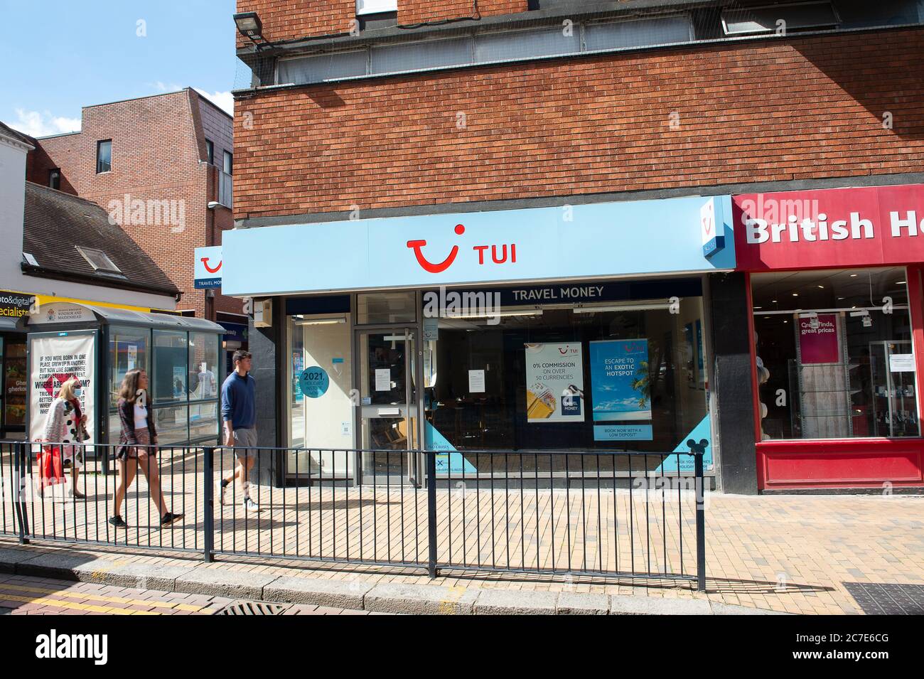 Tui travel agency hi-res stock photography and images - Alamy