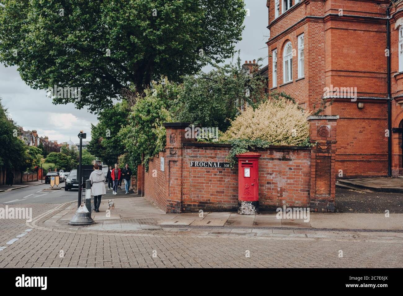 Frognal street hi-res stock photography and images - Alamy