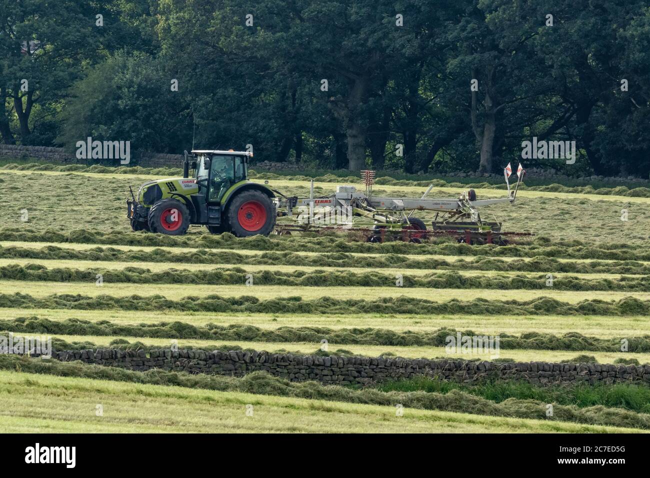 Farmers hay rake hi-res stock photography and images - Alamy