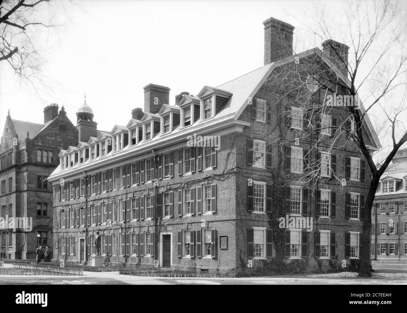 Ivy hall hi-res stock photography and images - Alamy