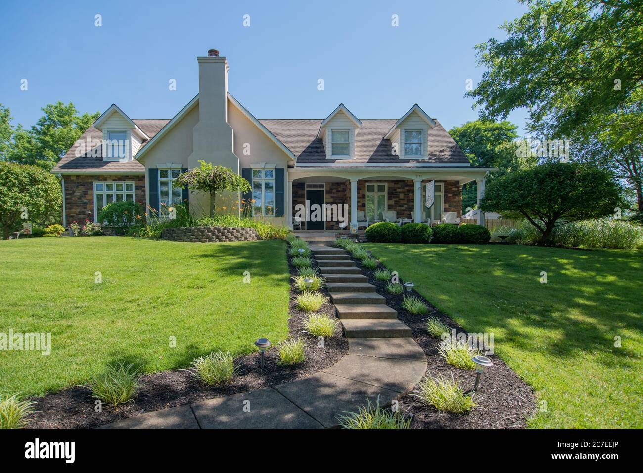 Middle class home in Midwest America Stock Photo - Alamy