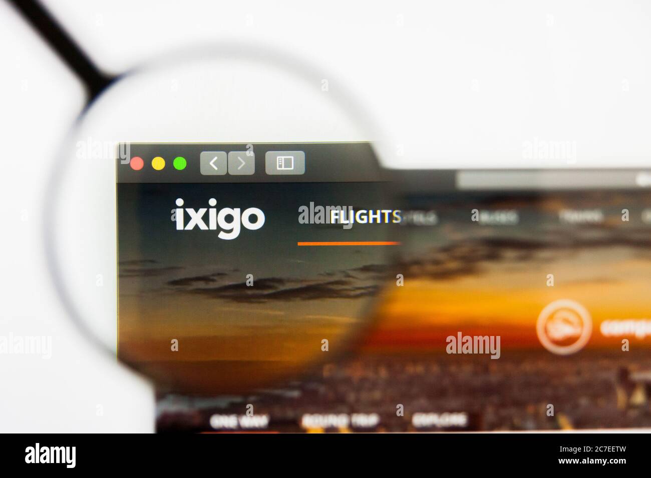 Ixigo website hi-res stock photography and images - Alamy