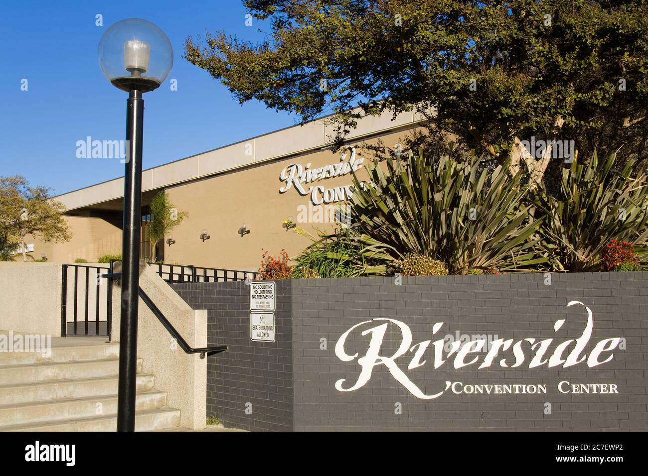 Riverside Convention Center High Resolution Stock Photography and ...