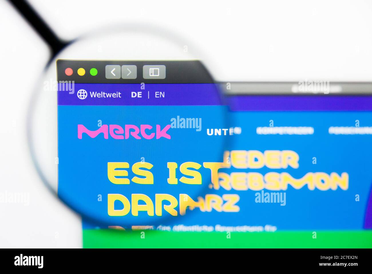 Merck logo hi-res stock photography and images - Alamy