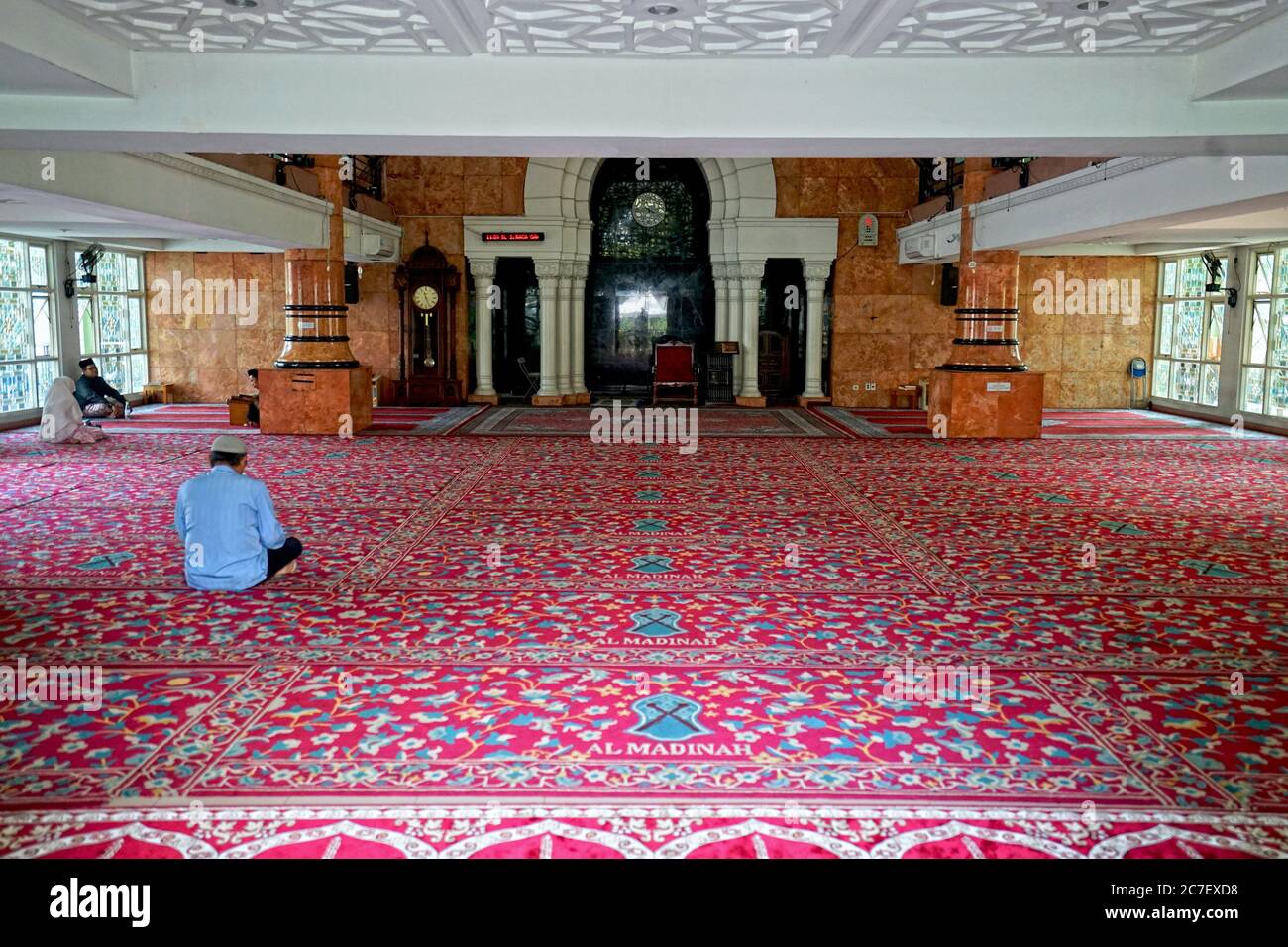 Masjid Al Madinah Mosque, CBD Ciledug, Tangerang, Bante, Indonesia ...