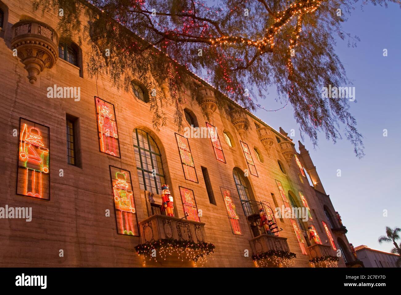 Festival of Lights at the historic Mission Inn, Riverside City ...