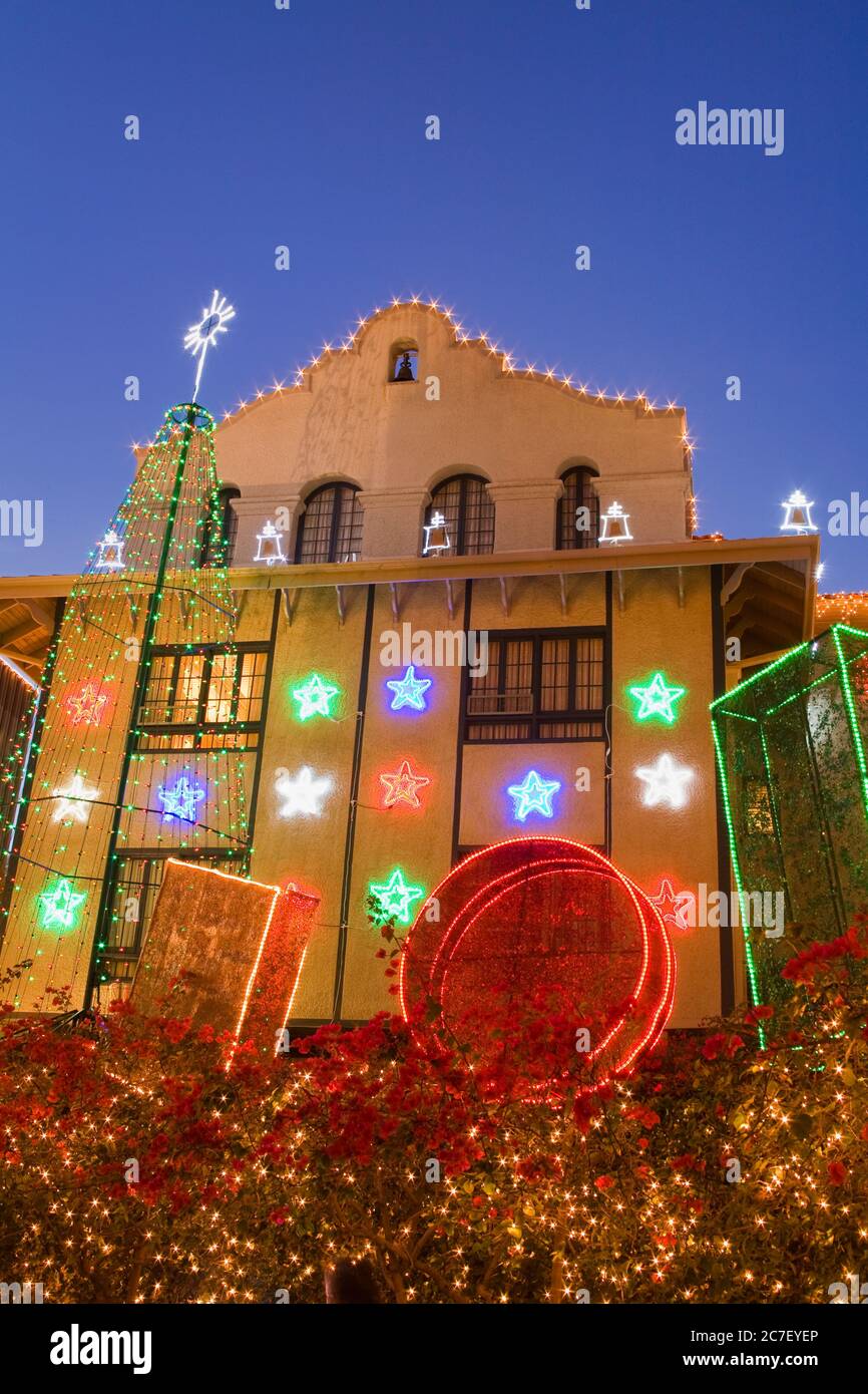 Festival of Lights at the historic Mission Inn, Riverside City ...