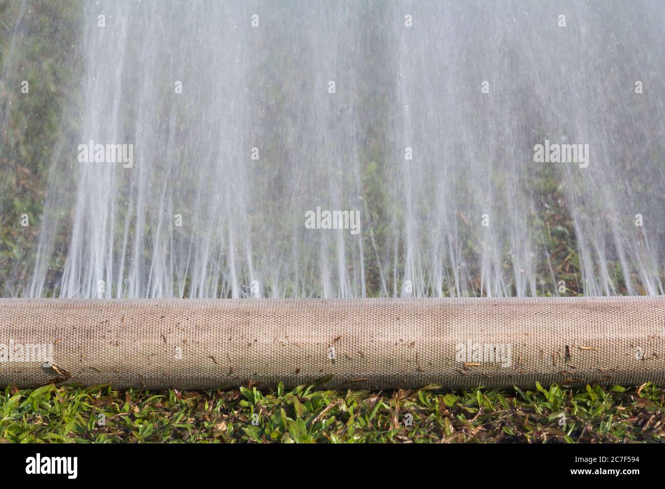 Leaking hose pipe hi-res stock photography and images - Alamy