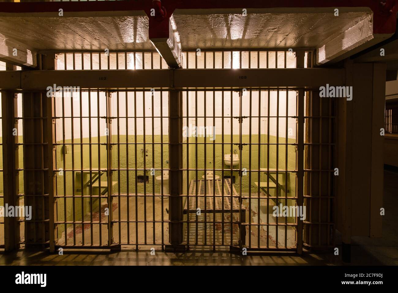 Alcatraz interior prison hi-res stock photography and images - Alamy