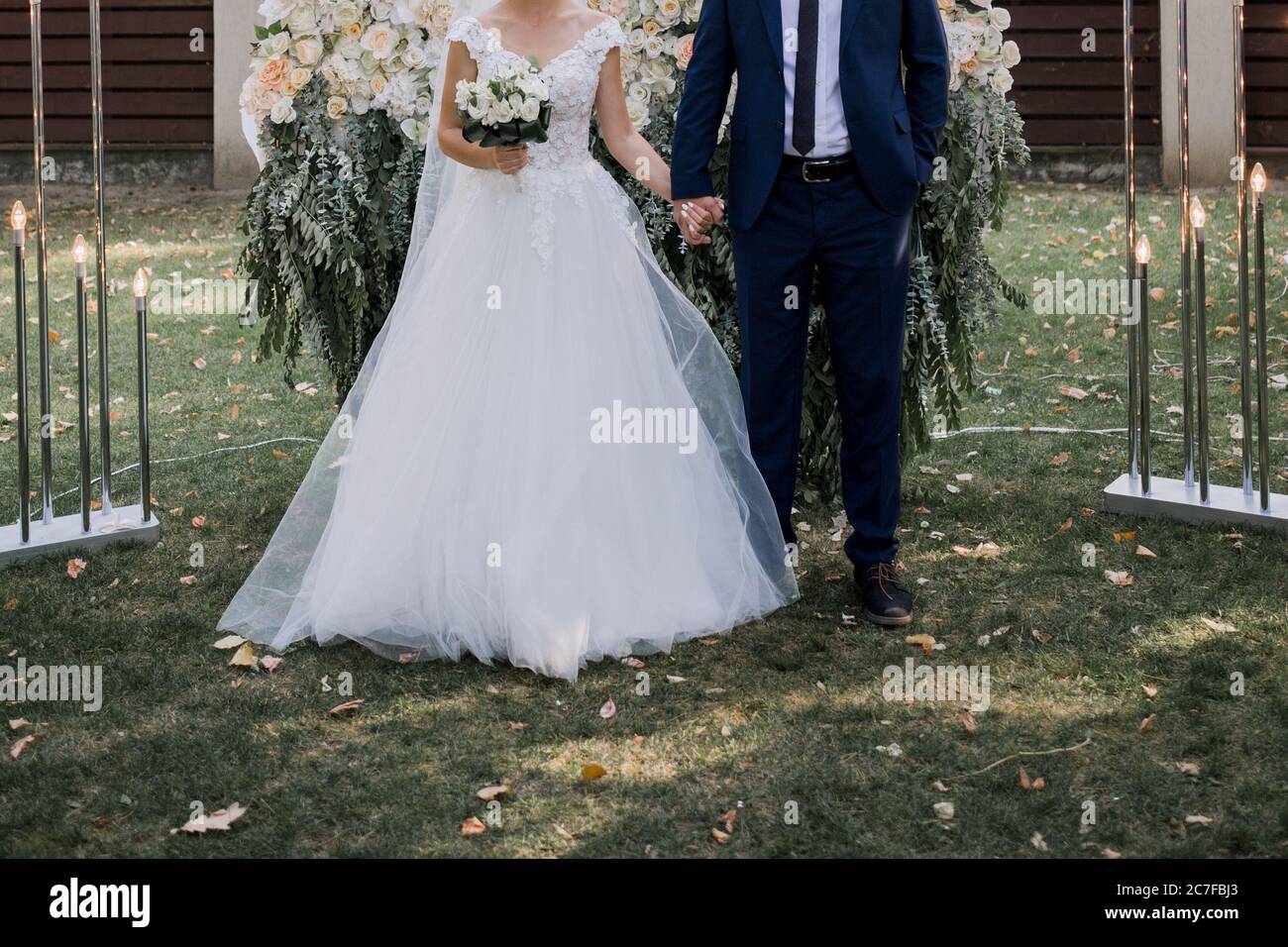 bride and groom at wedding ceremony Stock Photo - Alamy