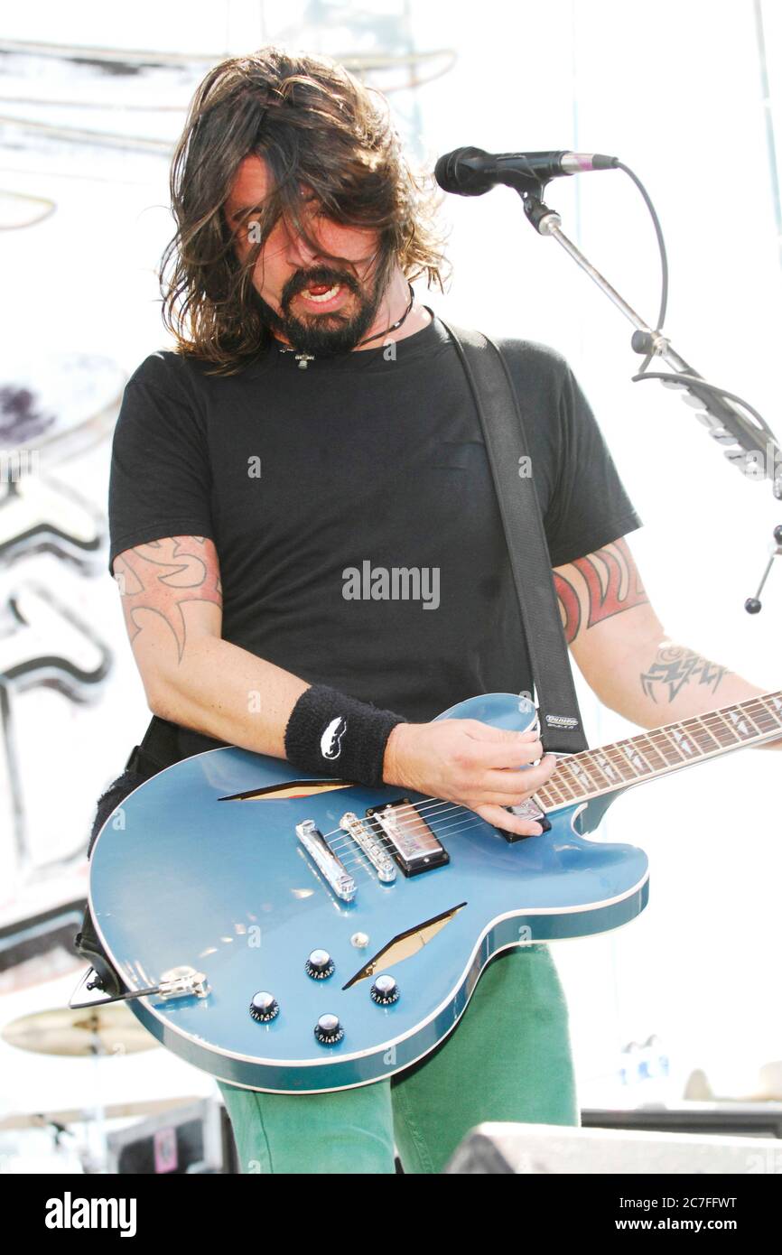 Musician Dave Grohl of the Foo Fighters performs at the Love Ride at ...
