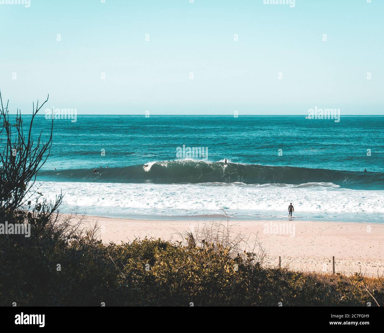 Marvelous scenery of ocean waves splashing to the shore in Rio de ...