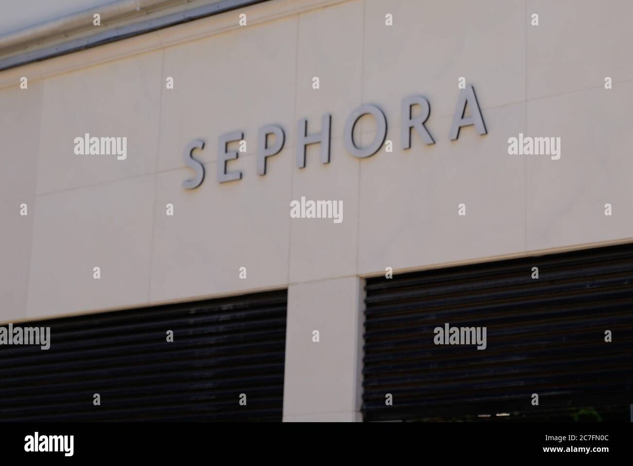 Sephora sign hi-res stock photography and images - Alamy