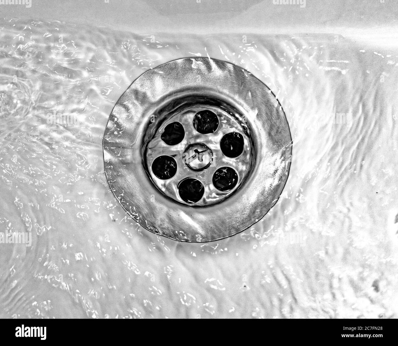 Overflow tub hi-res stock photography and images - Alamy