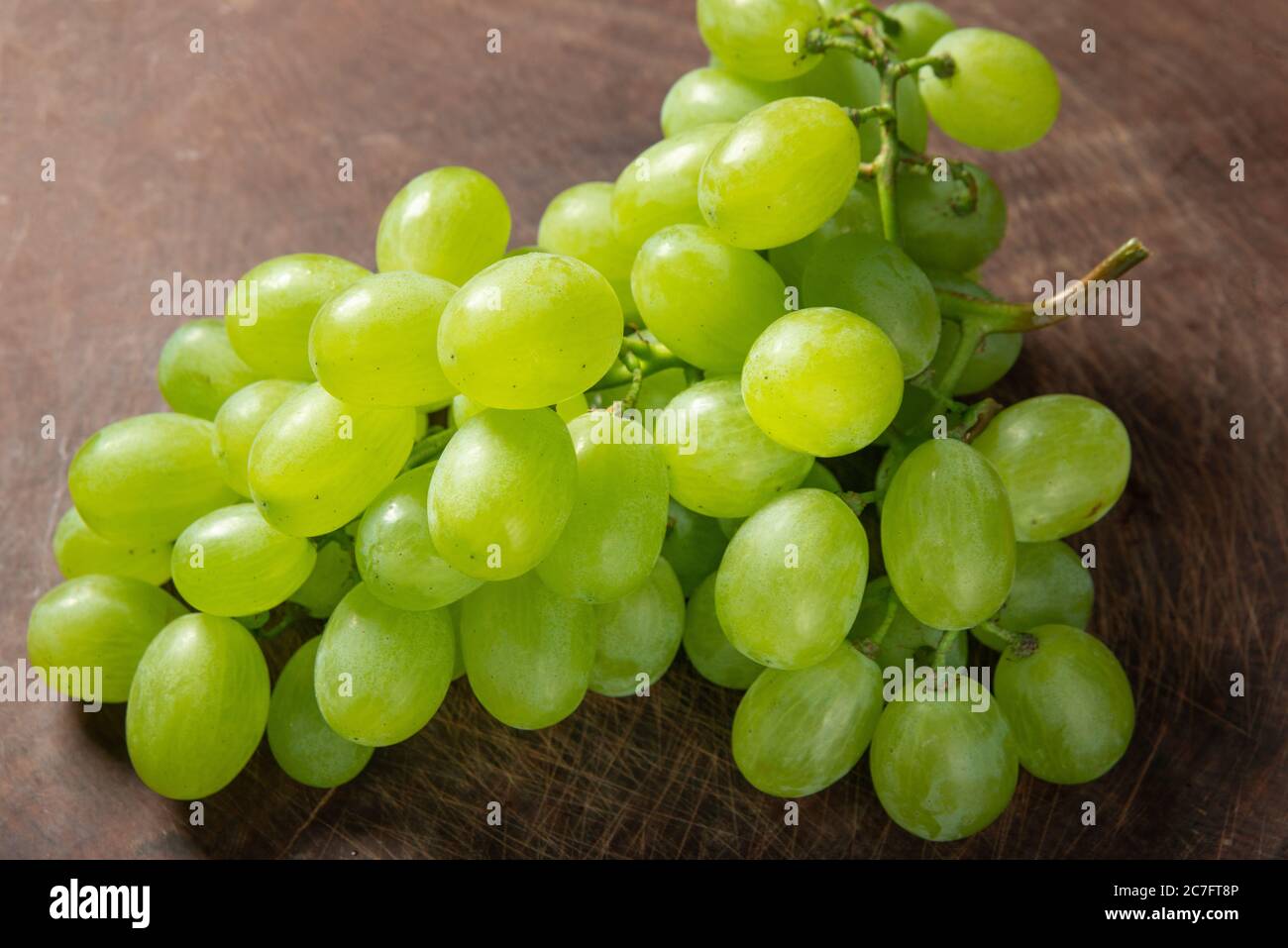 Sweet and juicy grapes hi-res stock photography and images - Alamy