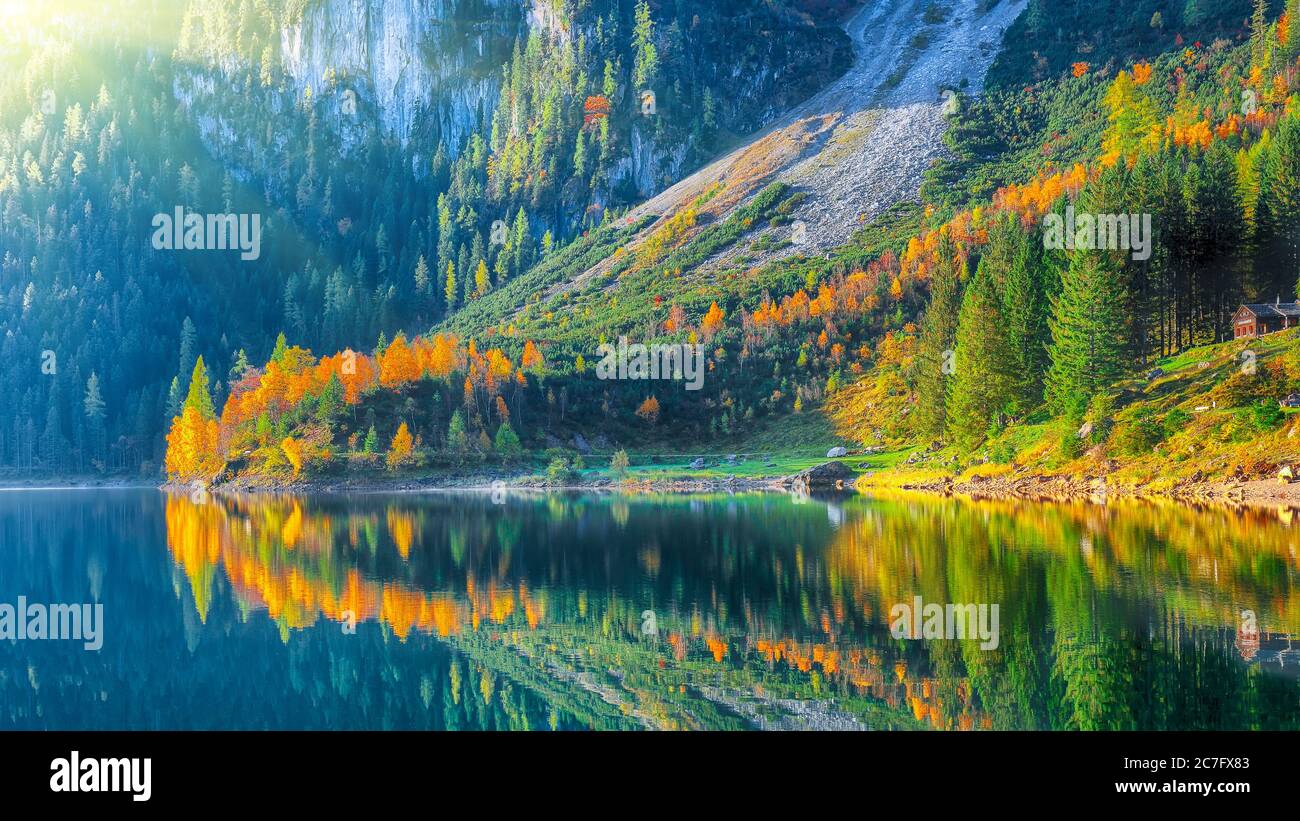 Beautiful view of idyllic colorful autumn scenery with Dachstein ...