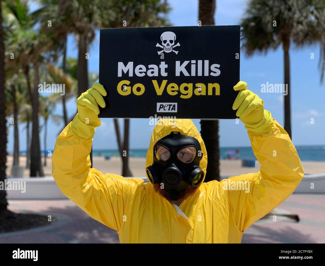 Peta waering hazmat suits hi-res stock photography and images - Alamy