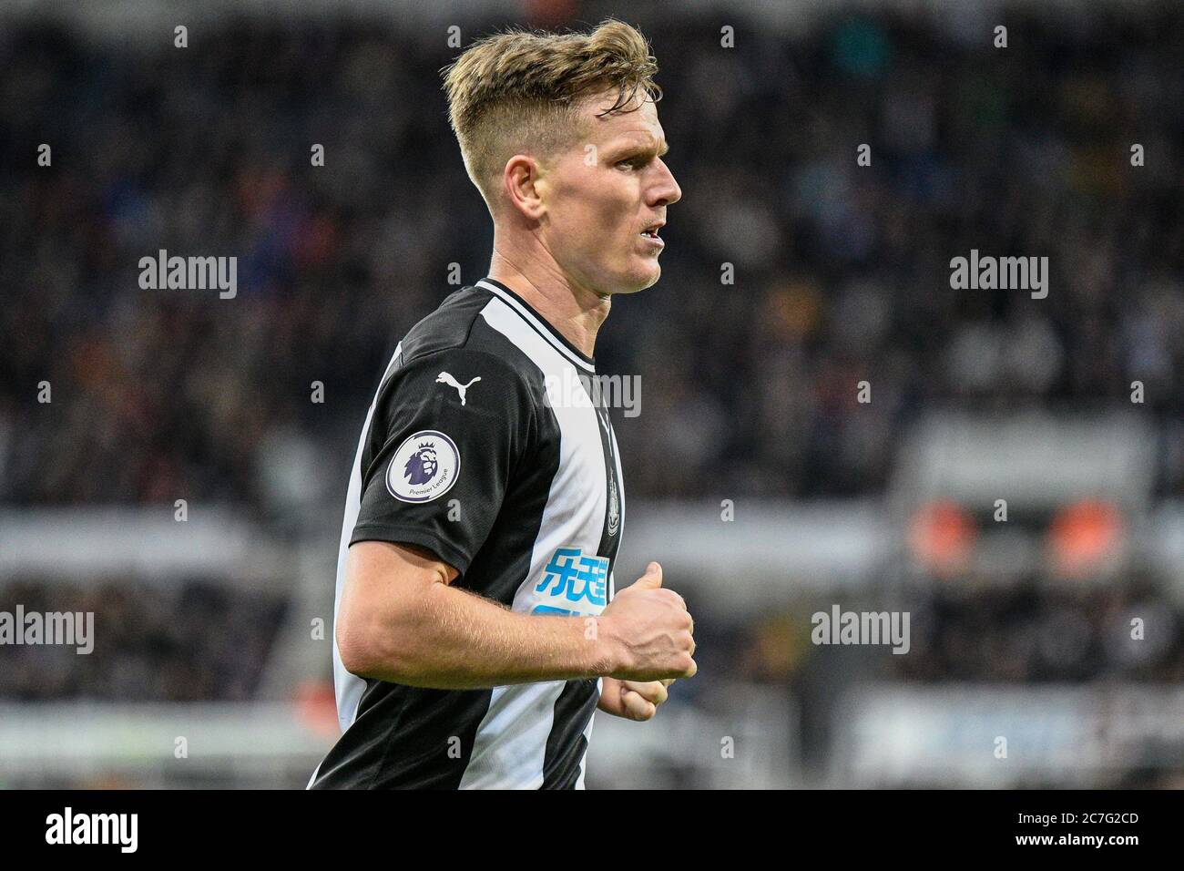 Matt ritchie of newcastle united hi-res stock photography and images ...