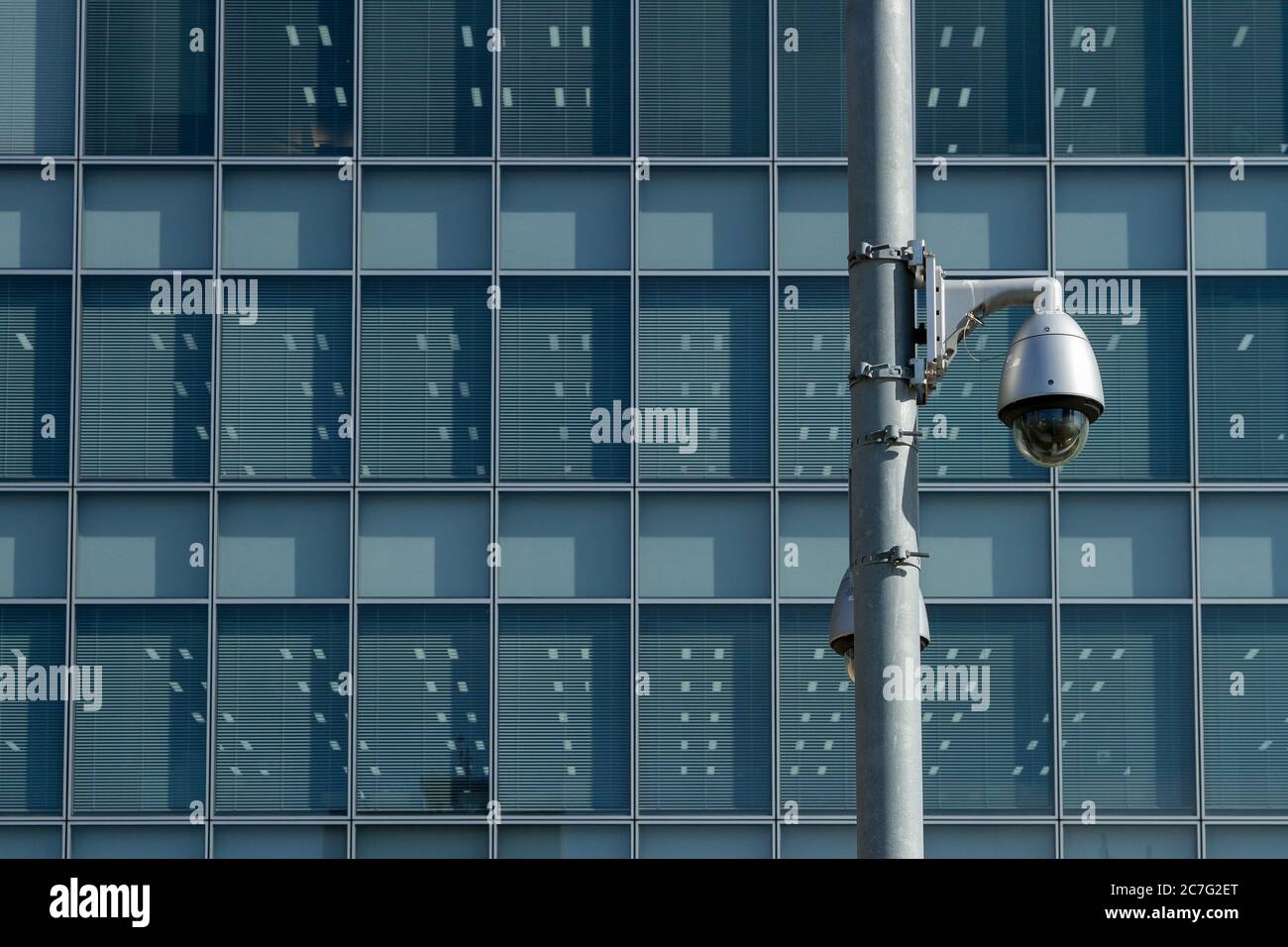 Tokyo japan nippon television hi-res stock photography and images - Alamy