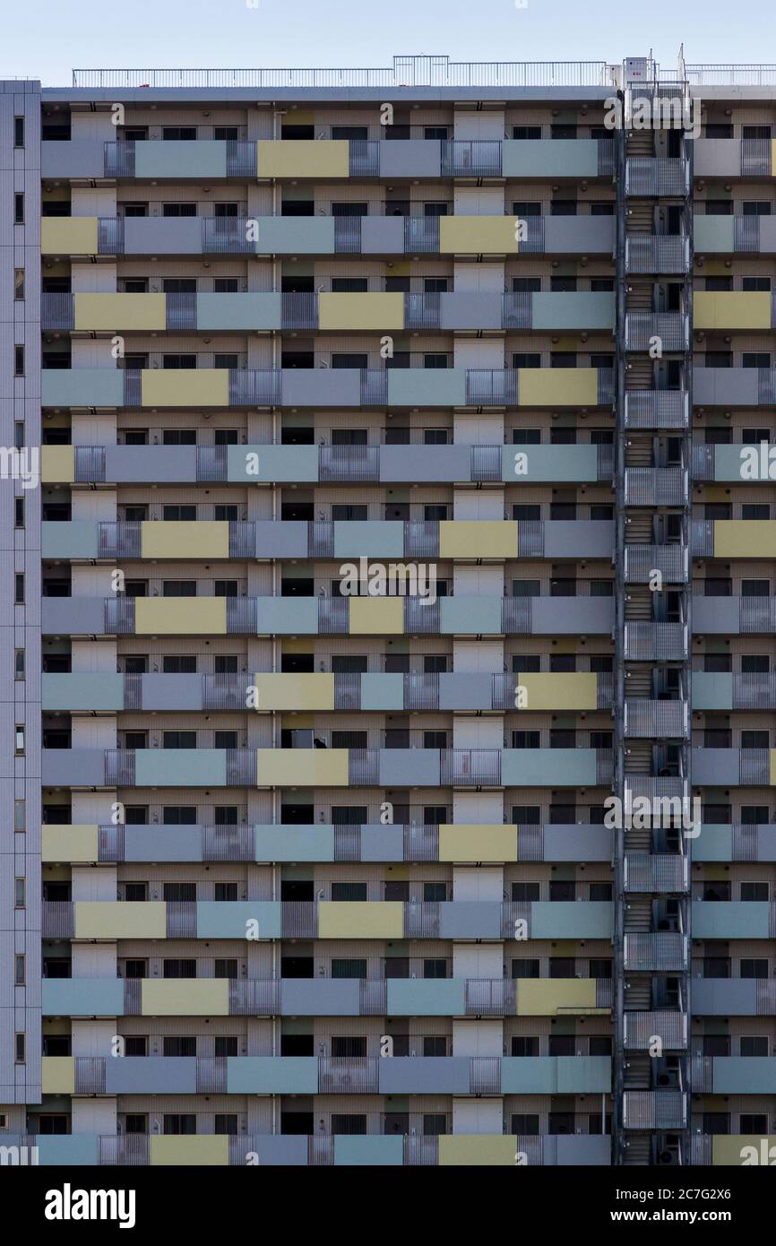 Japan apartment building hi-res stock photography and images - Alamy