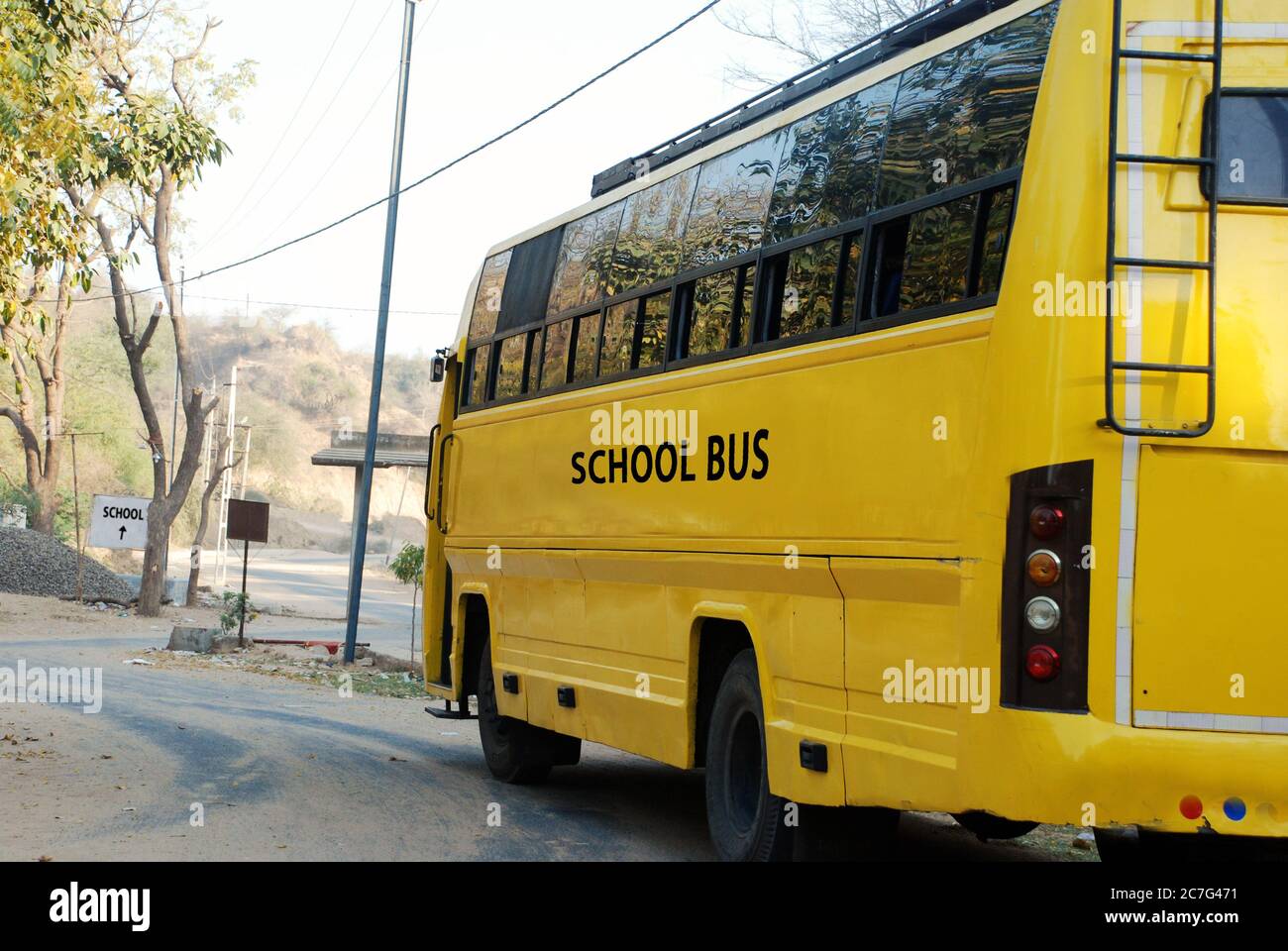 Bus in indian village hi-res stock photography and images - Alamy
