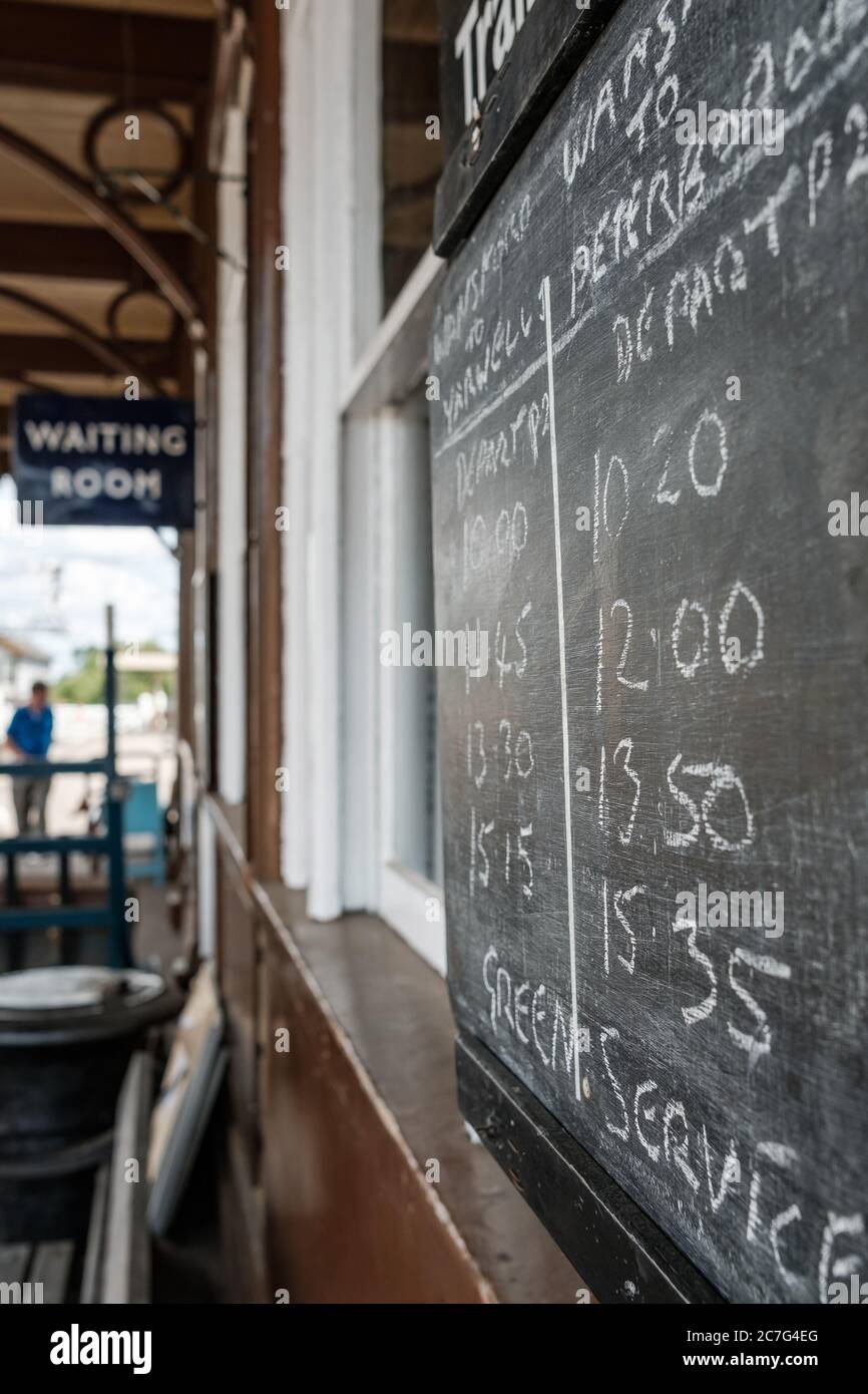 Vintage train departure board hi-res stock photography and images - Alamy