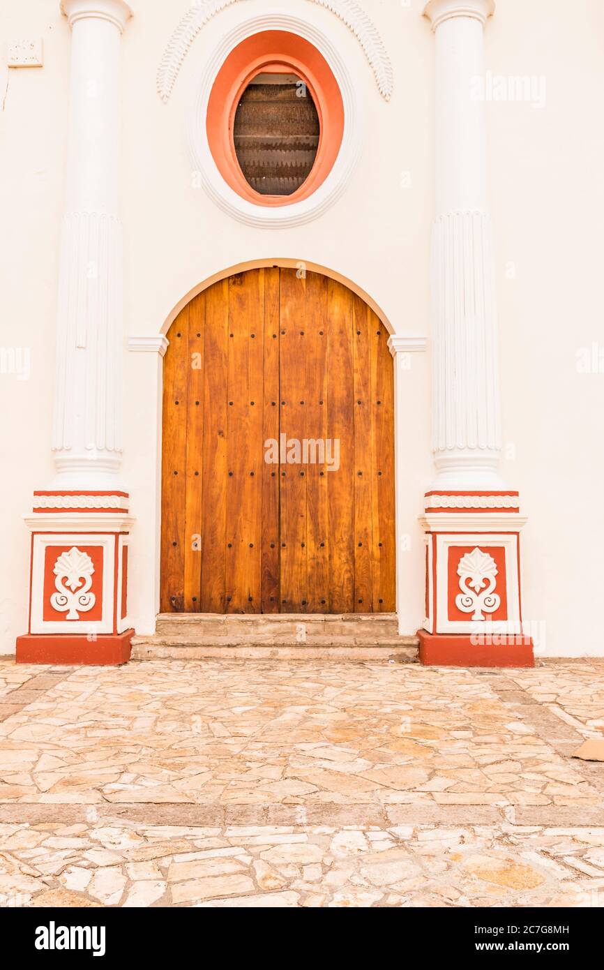 Museas convento san fransisco hi-res stock photography and images - Alamy