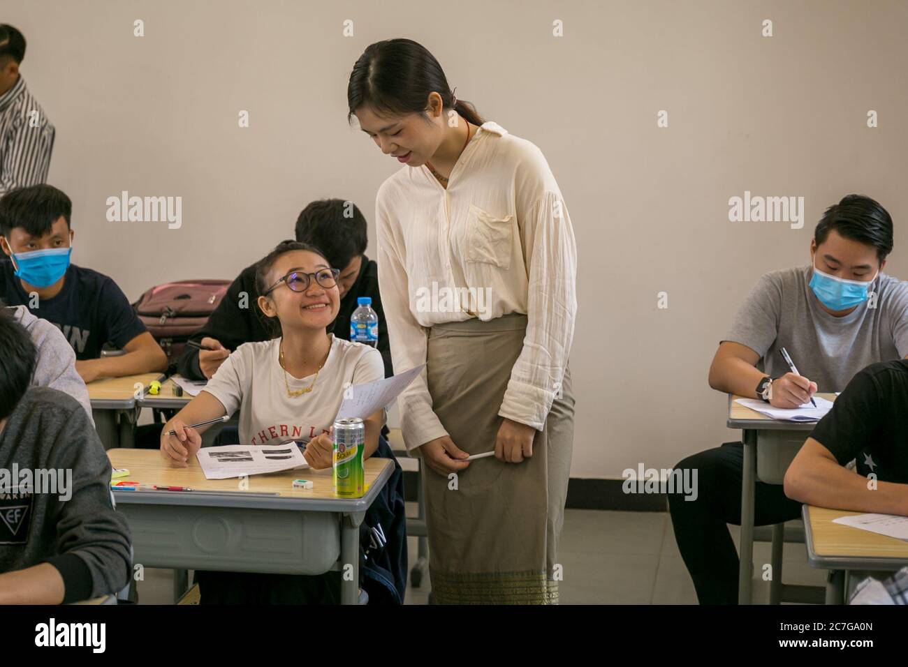 Language group work hi-res stock photography and images - Alamy
