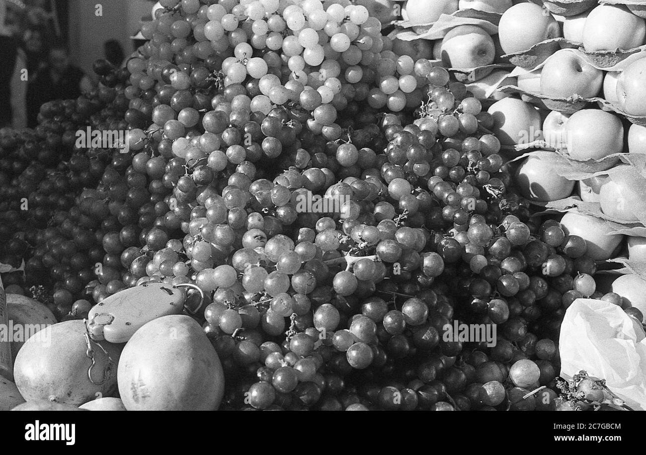 Fruits basket Black and White Stock Photos & Images - Alamy