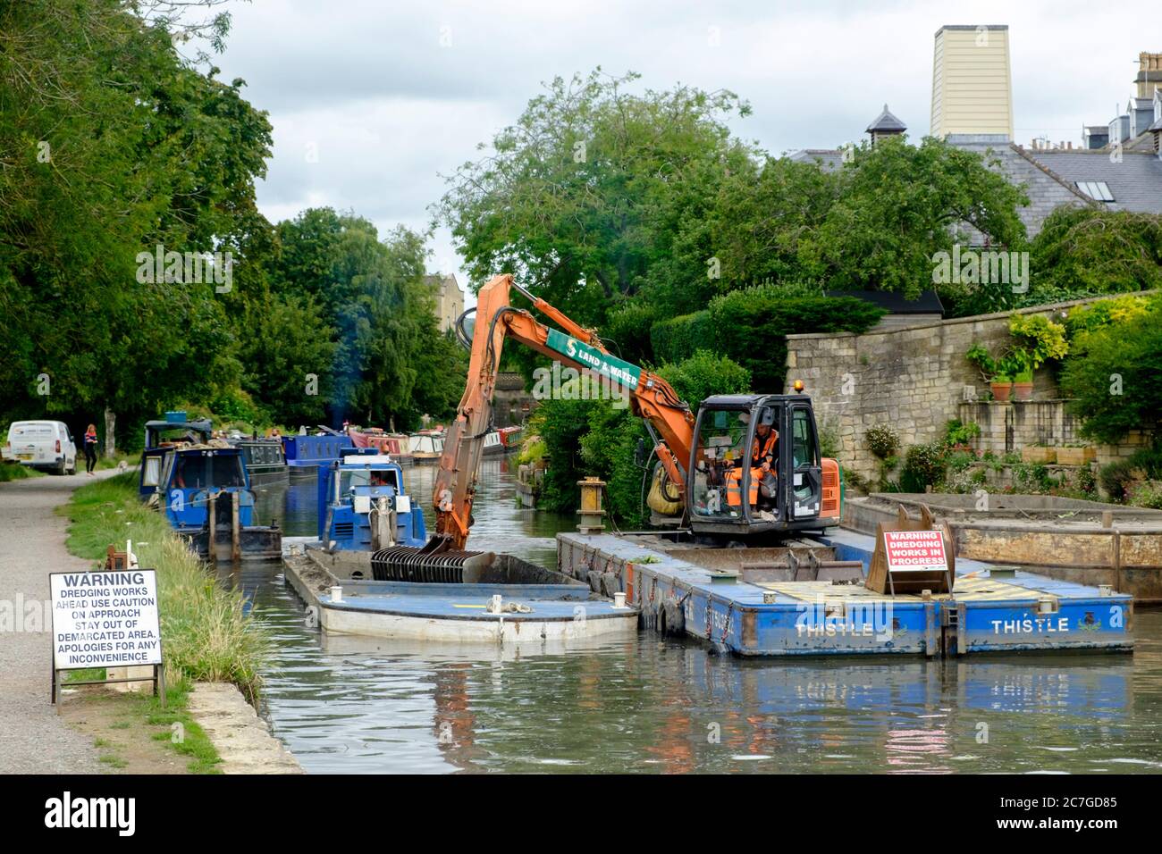 Dredging the Kennet and Avon Canal in the Widcombe area of Bath ...