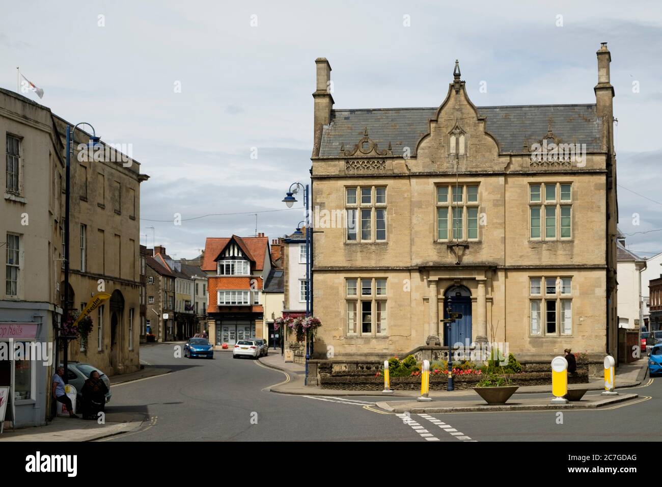Around the wiltshire market town of Devizes. Architecture on Long ...