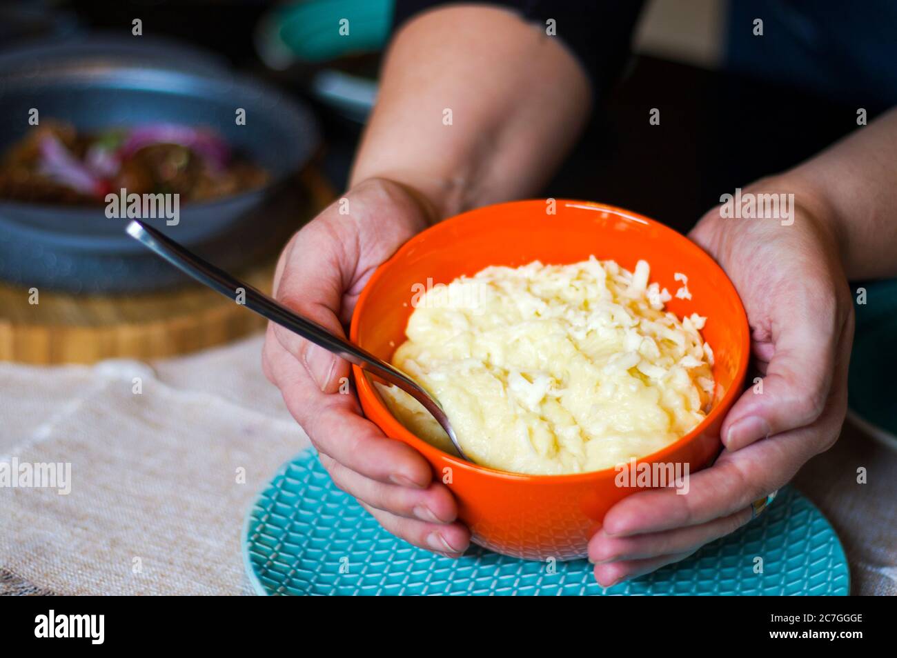 Georgian traditional dish with potatoes and cheese, Tashmijabi Stock ...