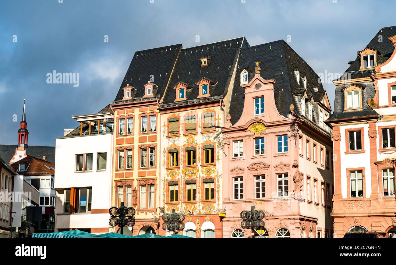 Mainz germany market square hi-res stock photography and images - Alamy
