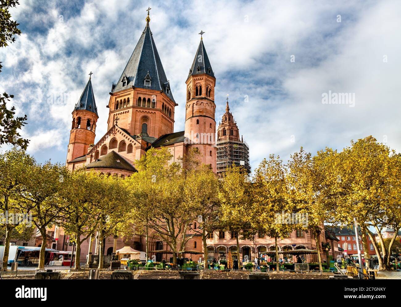 Mainz cathedral hi-res stock photography and images - Alamy
