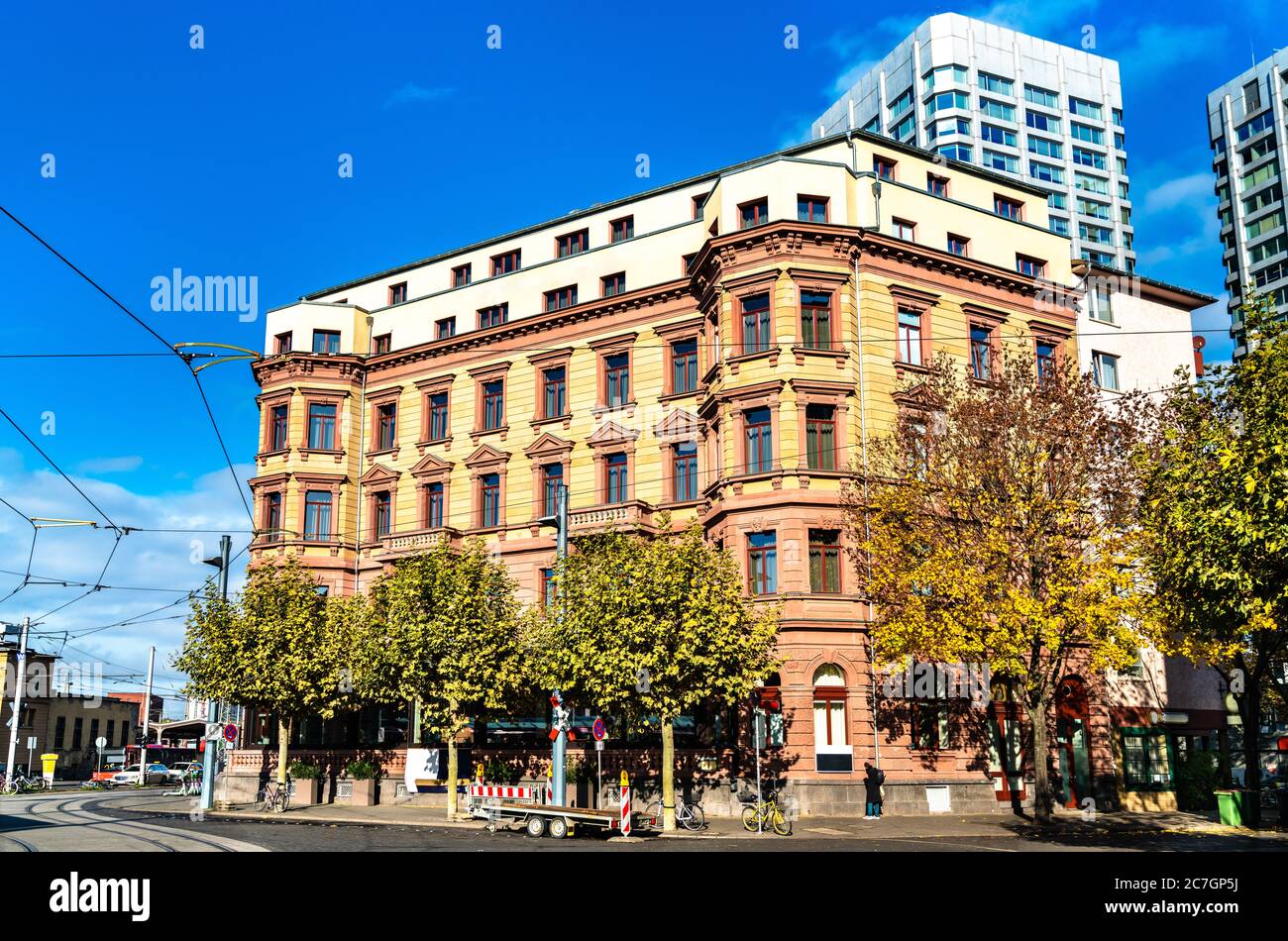 Traditional architecture in the old town of Mainz, Germany Stock Photo ...