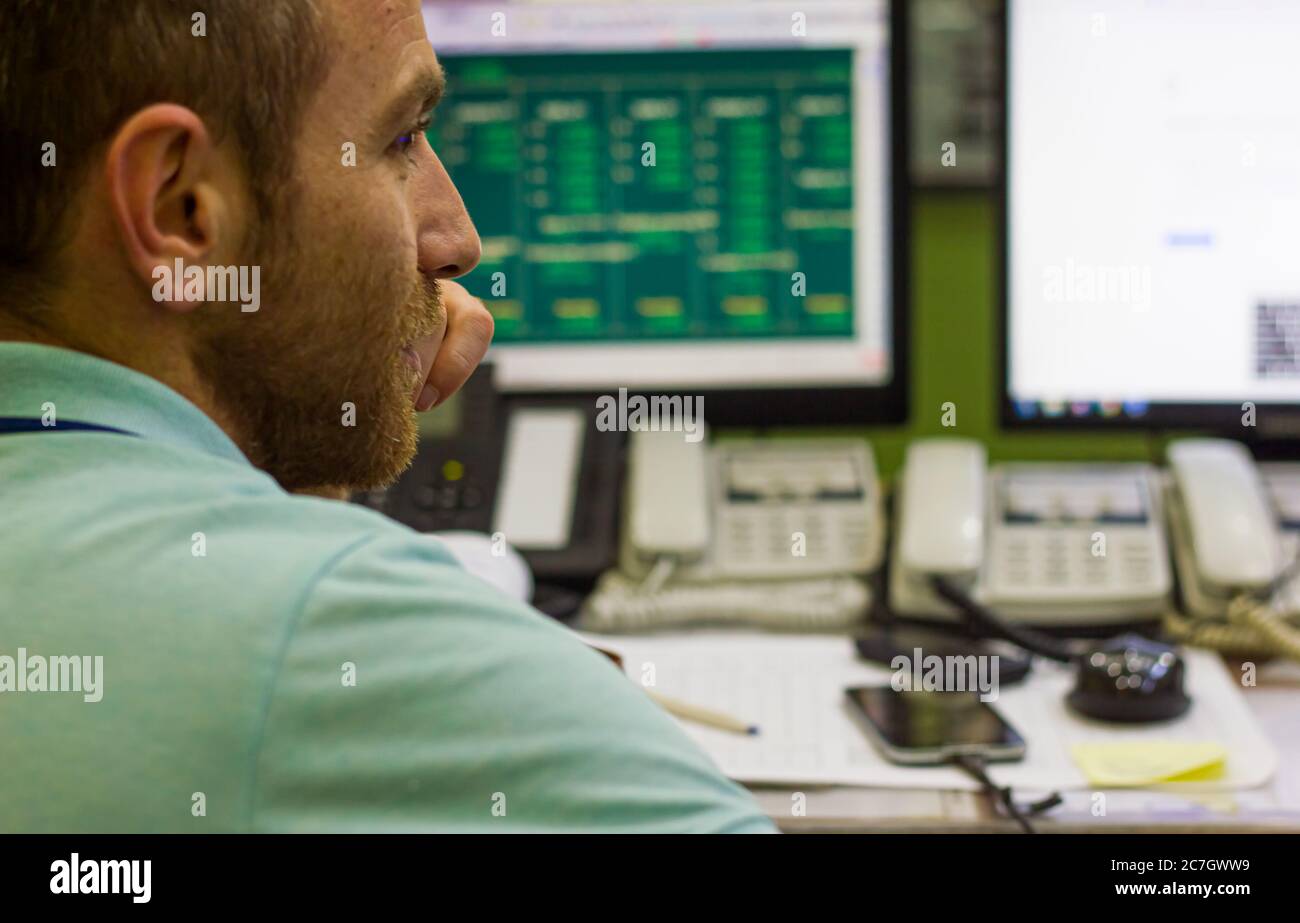 Engineering student factory hi-res stock photography and images - Alamy