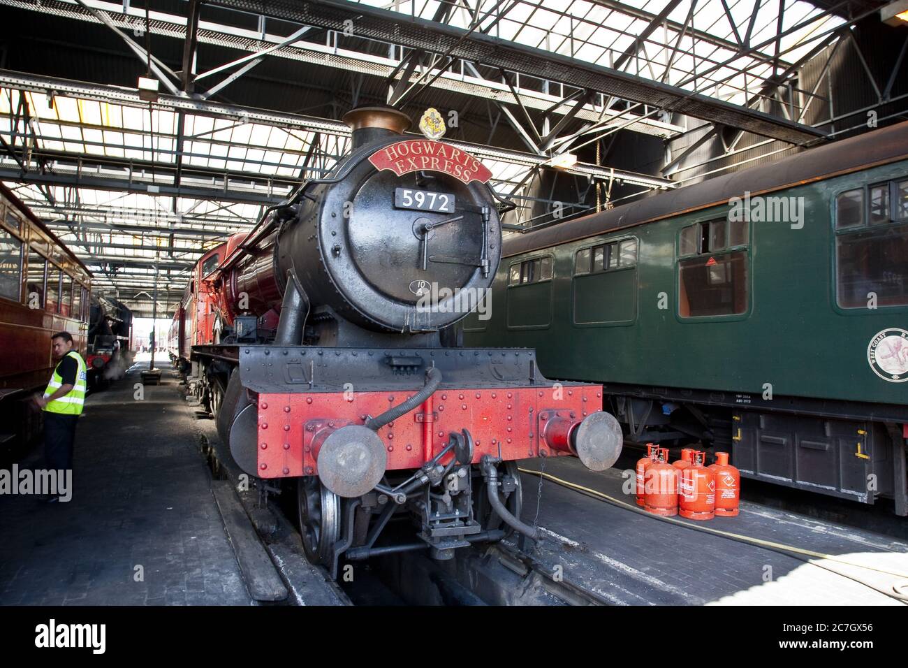 LONDON, UNITED KINGDOM - Jun 03, 2010: The famous Hogwarts Express ...