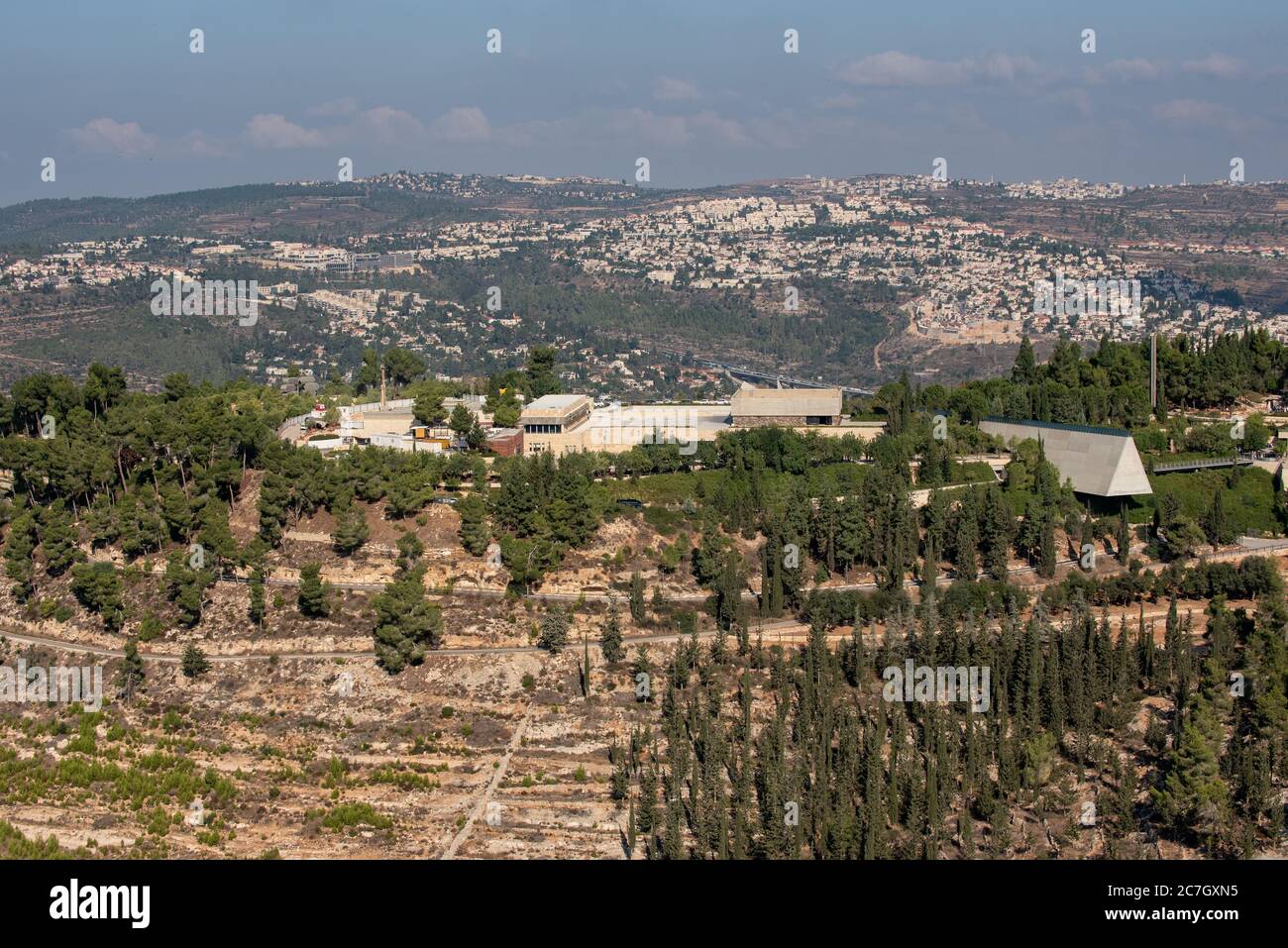Sculpture yad vashem holocaust museum hi-res stock photography and ...
