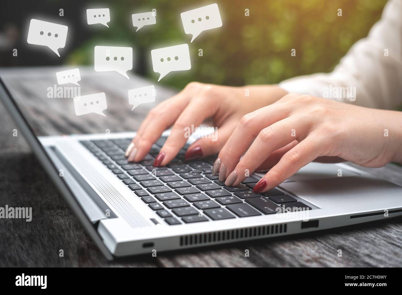 Business woman using Laptop pc to send e- mail with email icon, E-mail ...