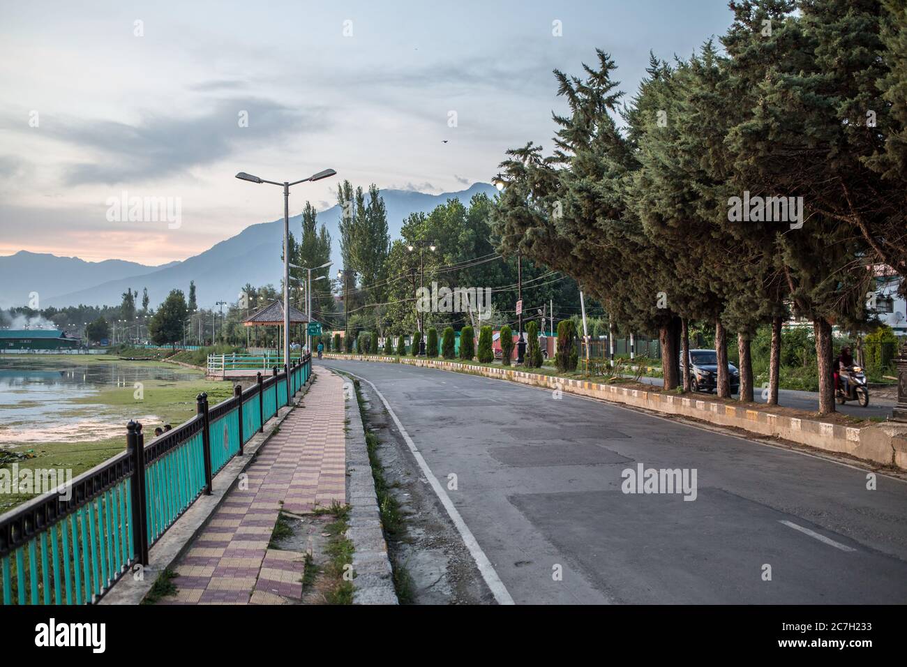 Empty highway lockdown hi-res stock photography and images - Alamy