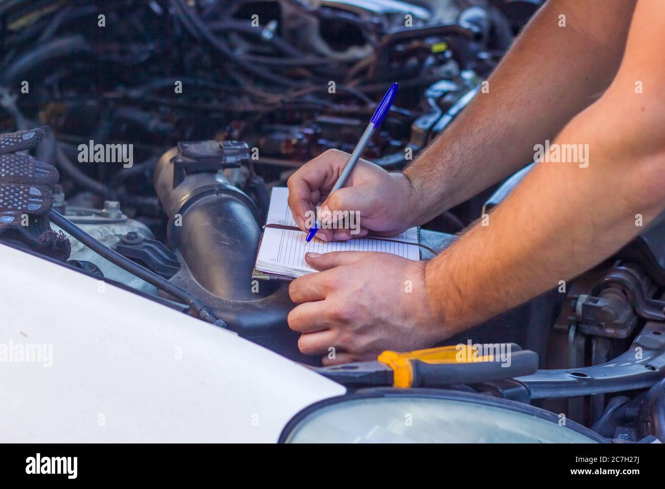Engine write hi-res stock photography and images - Alamy