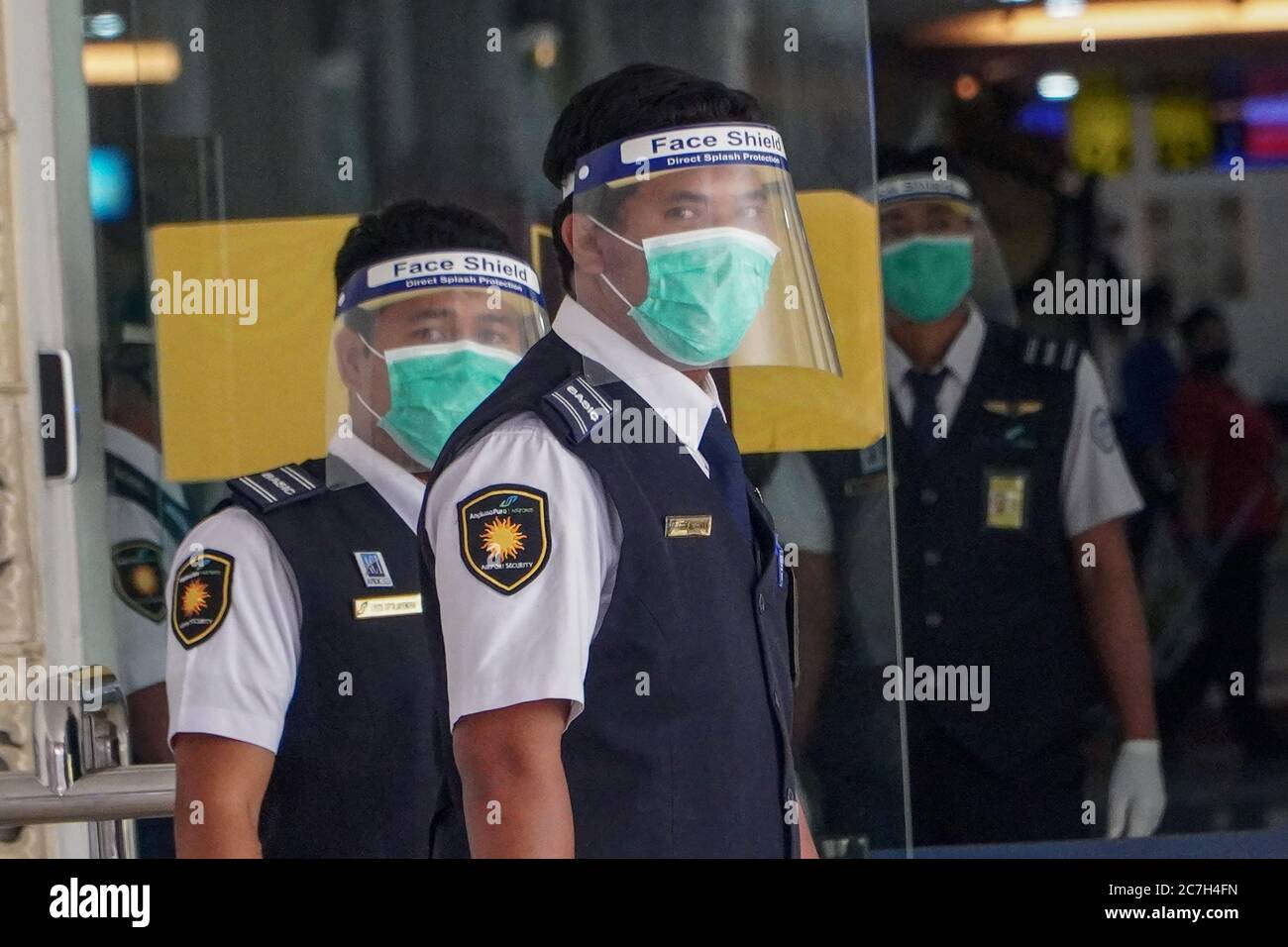 Airport security cabin crew hi-res stock photography and images - Alamy