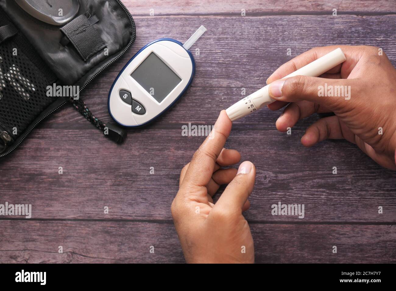 Diabetic patient hand hi-res stock photography and images - Alamy