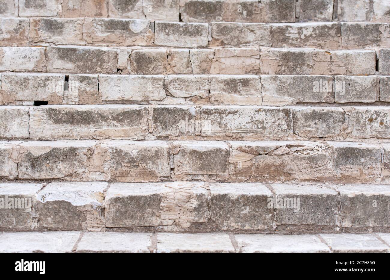 Abandoned historic staircase stone hi-res stock photography and images ...