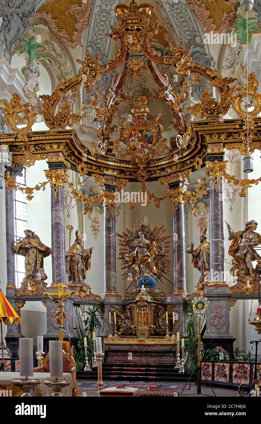 St. Paulin Basilica; 1757; altar, extravagant Rococo, ornate pillars ...