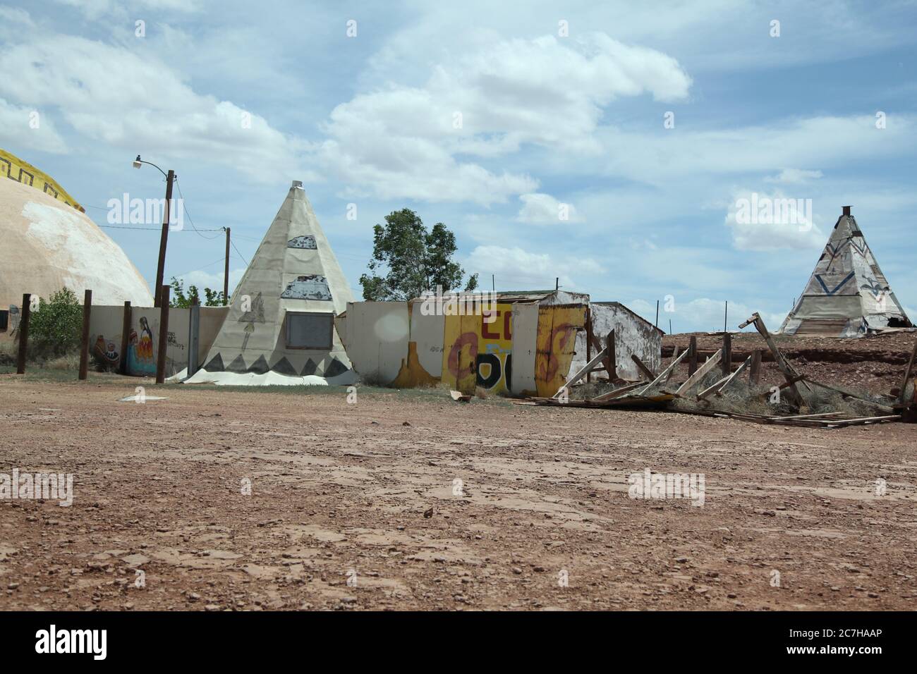 Two replica Teepees stand at the ruins of Meteor City Trading Post ...