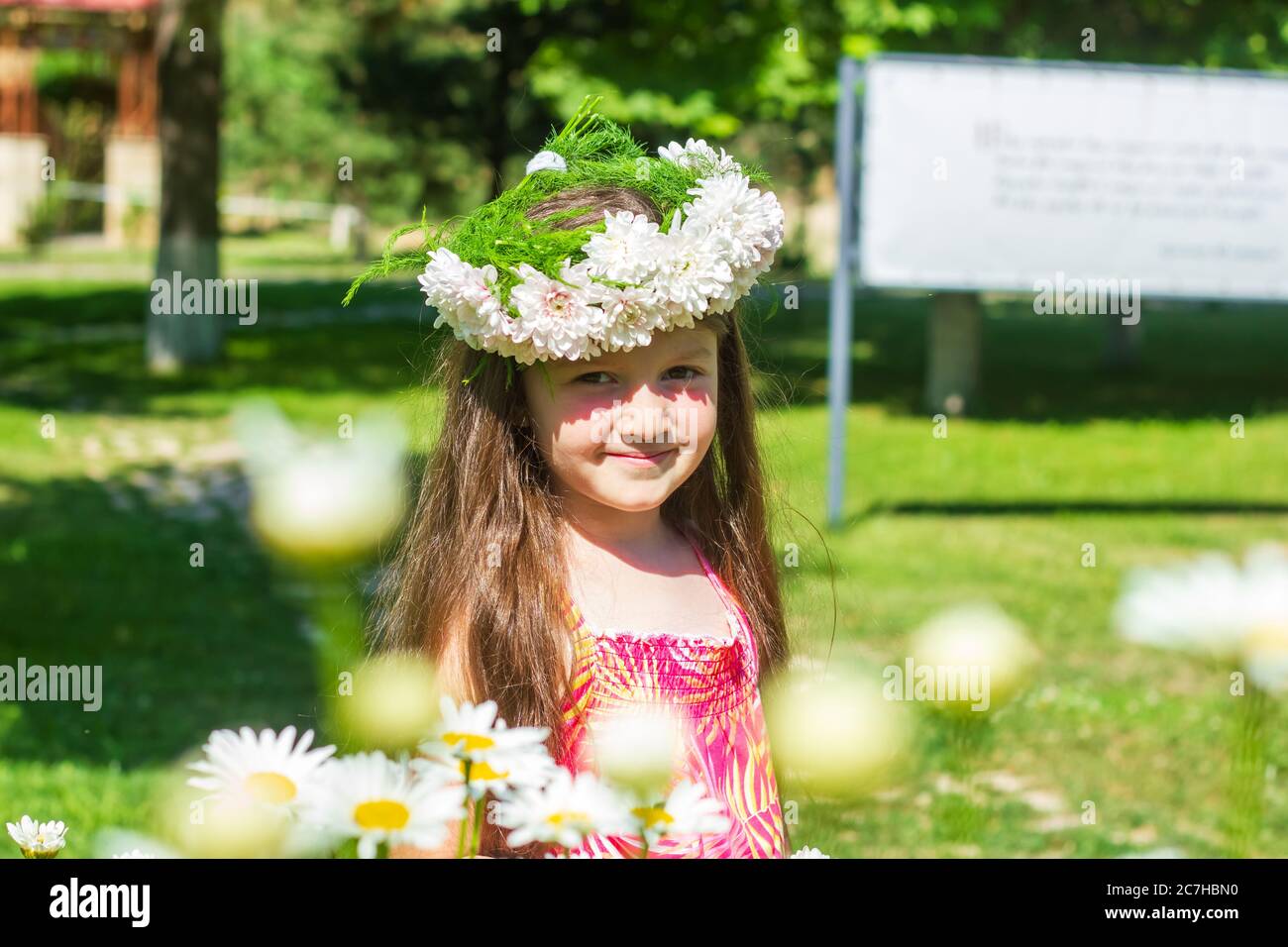 Girl catching butterfly hi-res stock photography and images - Alamy