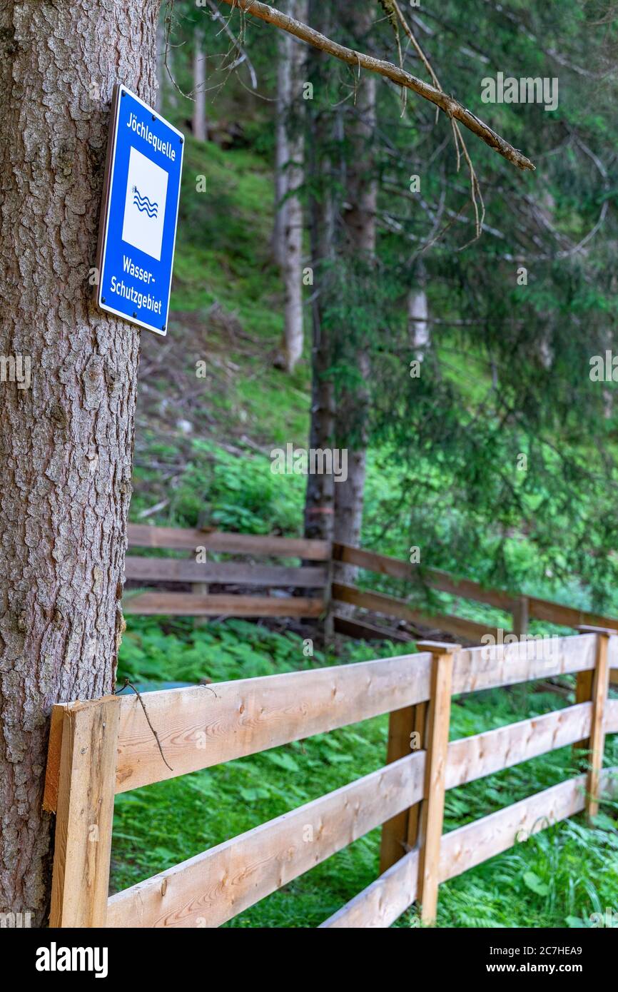 Water protection area sign hi-res stock photography and images - Alamy