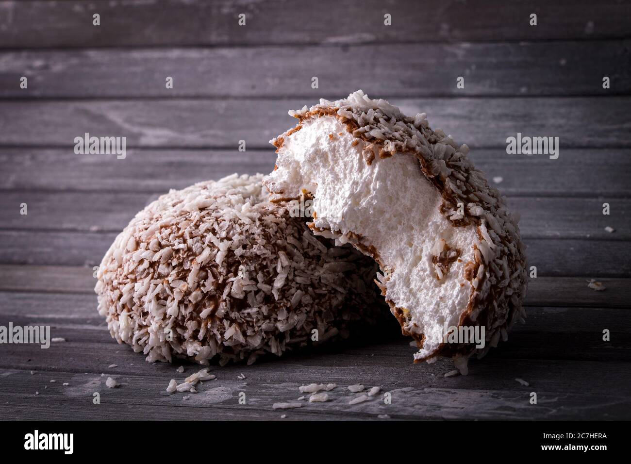 Tunnocks hi-res stock photography and images - Alamy