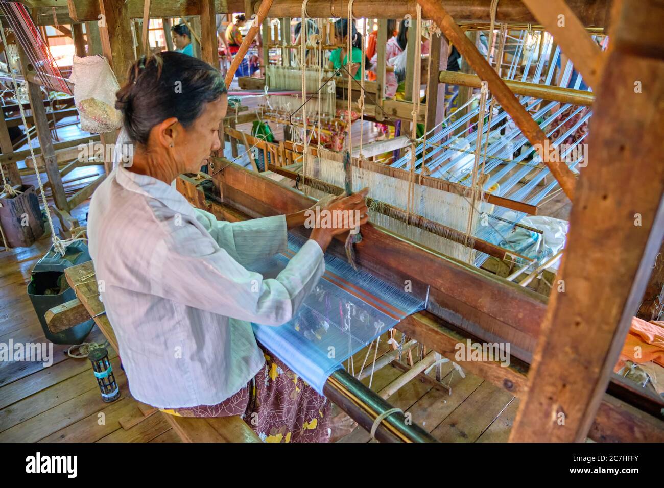 INLE, MYANMAR - JANUARY 27, 2017: Loom in Myat Pwint Chel weaving Stock ...